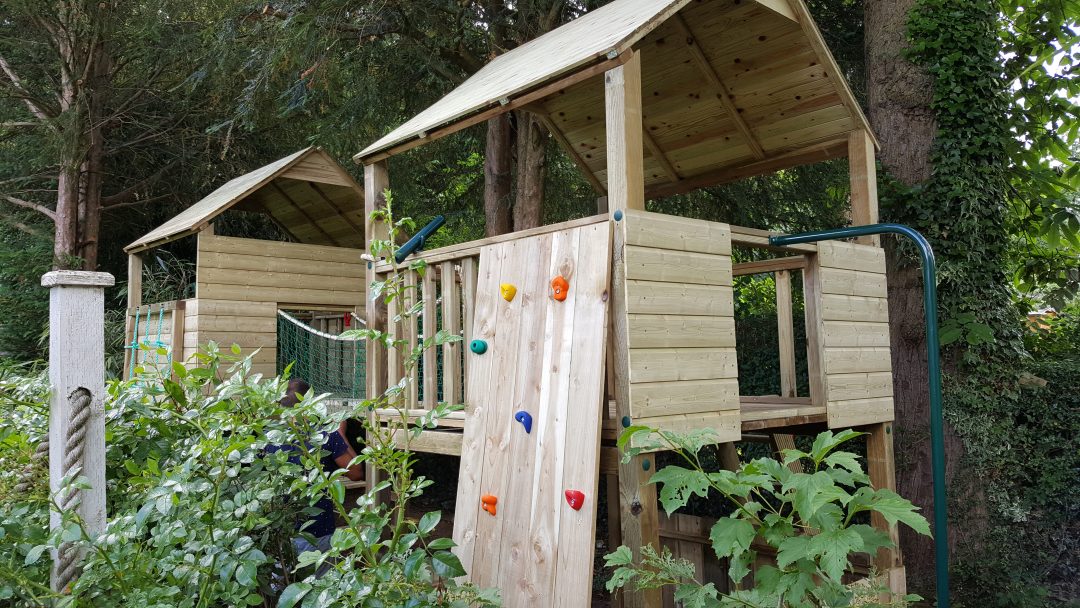 PlayCrazy Custom Bespoke - Climbing Frame Installer